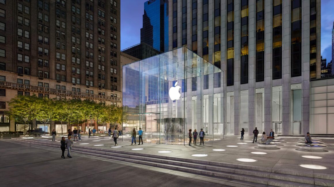 Apple Q2 Earnings: Strong iPhone Sales Drive Revenue and EPS Beat ...