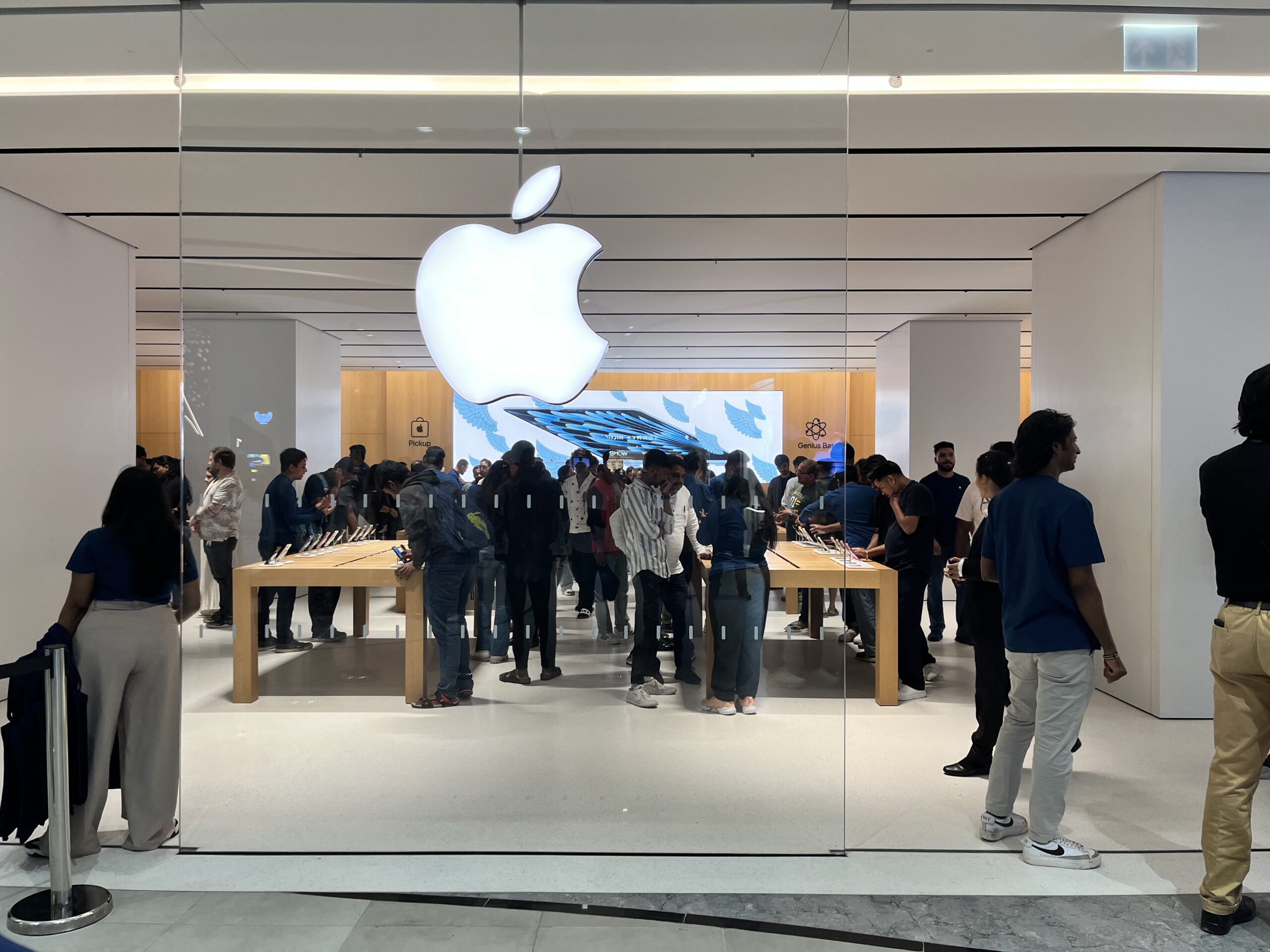 Apple Hebbal Now Open For Customers in Bengaluru